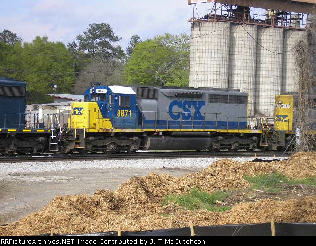 CSX 8871 SD40-2